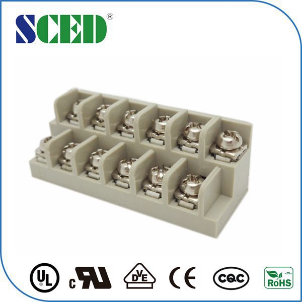 Steel / M3 Screw 7.62mm Screw Terminal Block With Pins 300V 15A